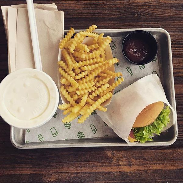 Shake Shack restaurant in Jeddah | KSARestaurant - discover new ...