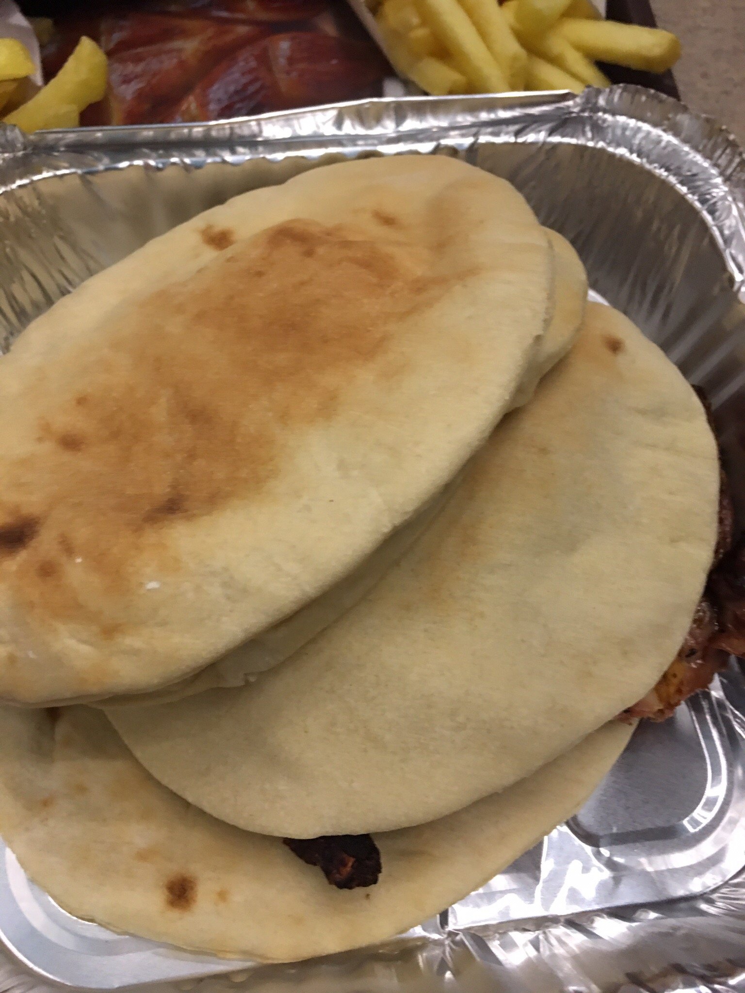 Al Tazaj Chicken restaurant in Riyadh | KSARestaurant - discover new ...