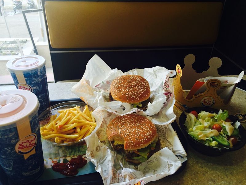 Burger king - Makkah Al Mukkar.. restaurant in Riyadh | KSARestaurant ...