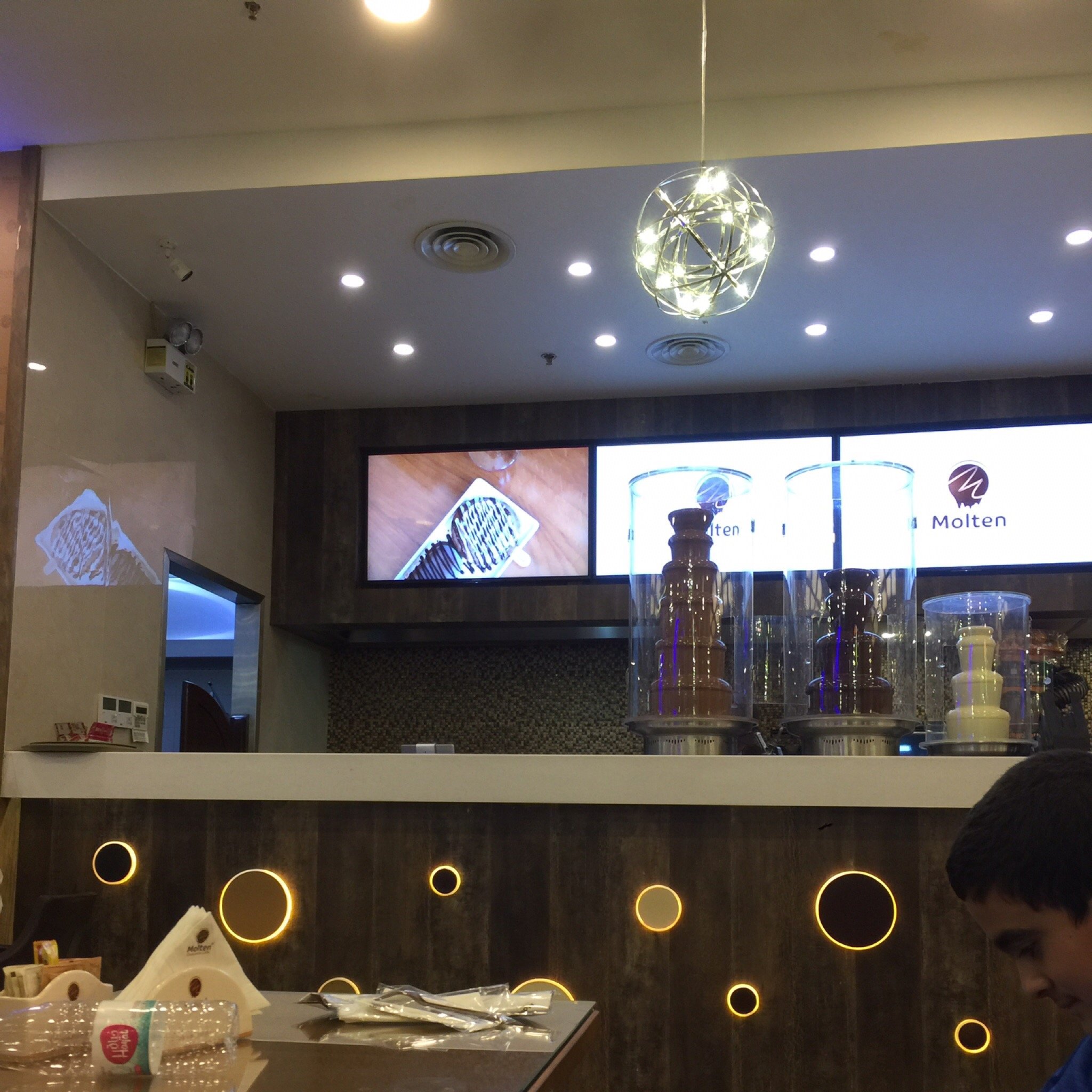 Molten Chocolate Cafe restaurant in Riyadh | KSARestaurant - discover ...