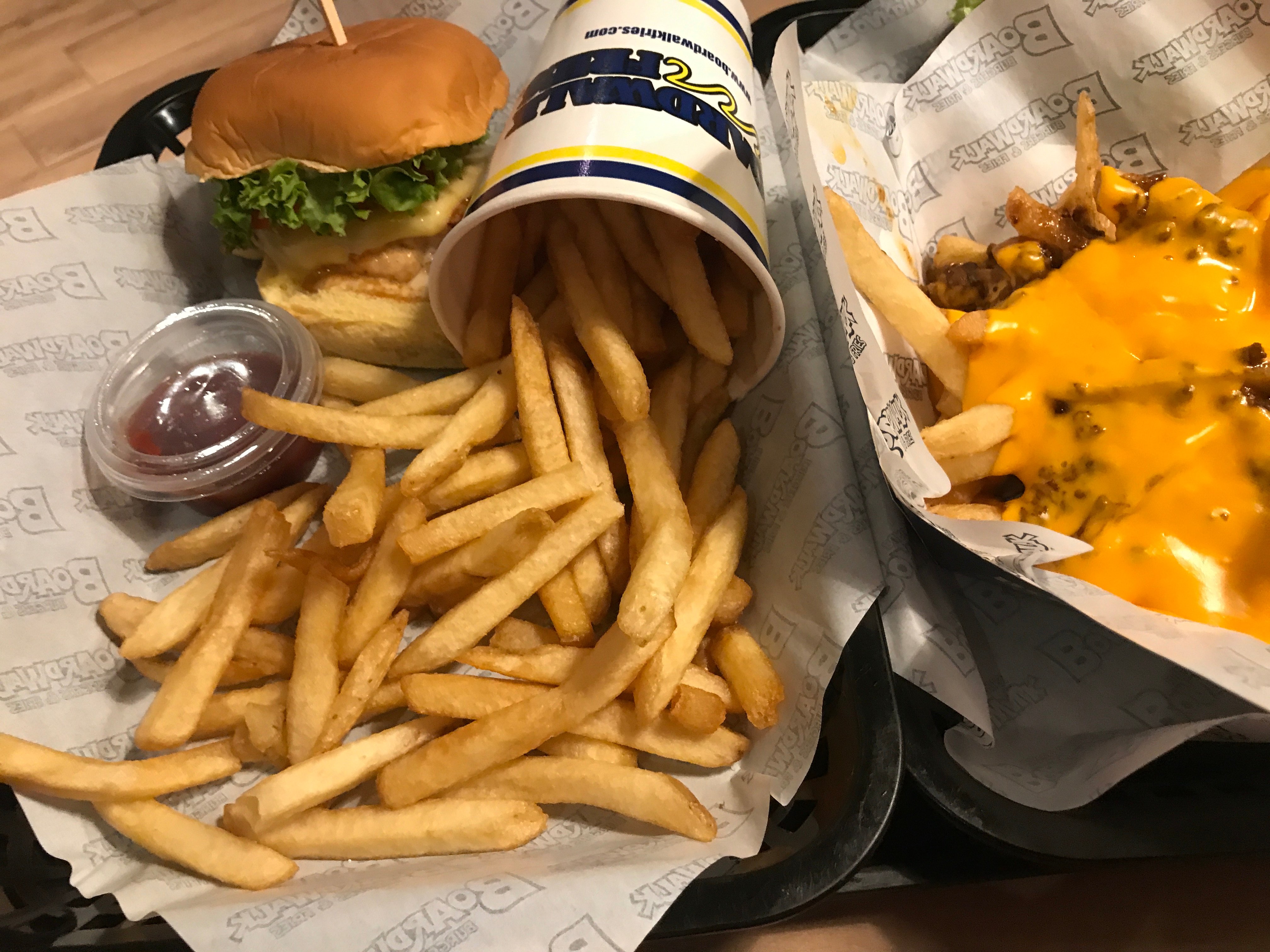 Boardwalk Burgers & Fries restaurant in Riyadh | KSARestaurant ...